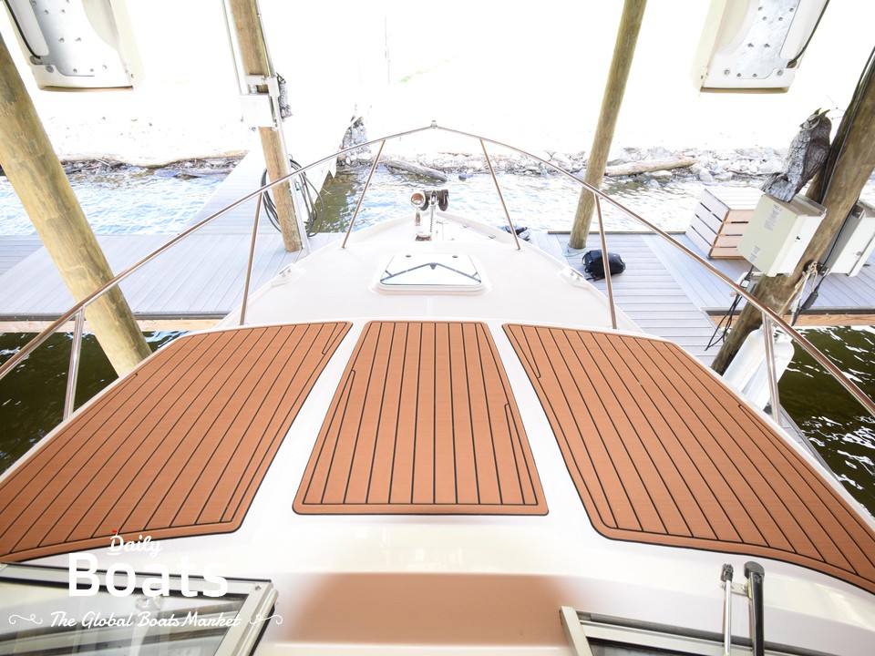 2009 Regal 2565 Window Express for sale. View price, photos and Buy ...