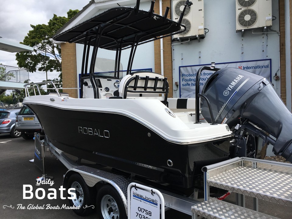 2021 Robalo R200 Centre Console for sale. View price, photos and Buy ...