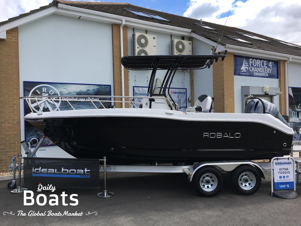 2021 Robalo R200 Centre Console for sale. View price, photos and Buy ...