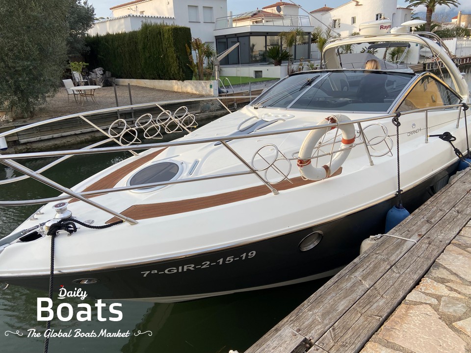 2009 Cranchi Endurance 33 for sale. View price, photos and Buy 2009 ...