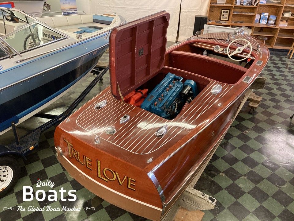 1949 Chris-Craft 17' Deluxe Runabout for sale. View price, photos and ...