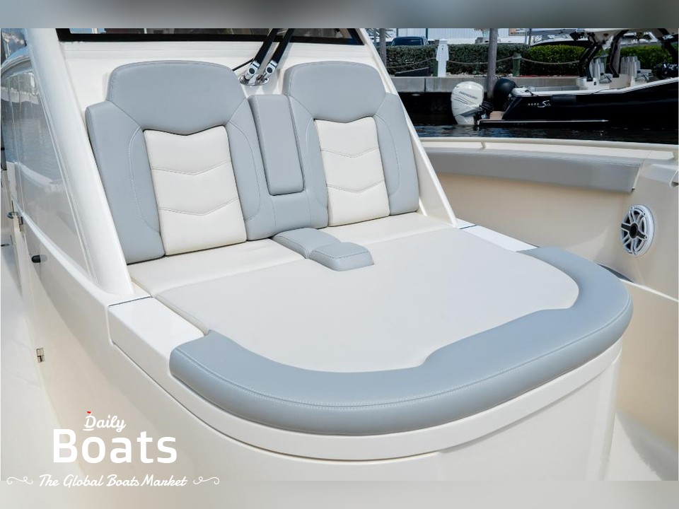 2022 Scout 330 Lxf for sale. View price, photos and Buy 2022 Scout 330 ...