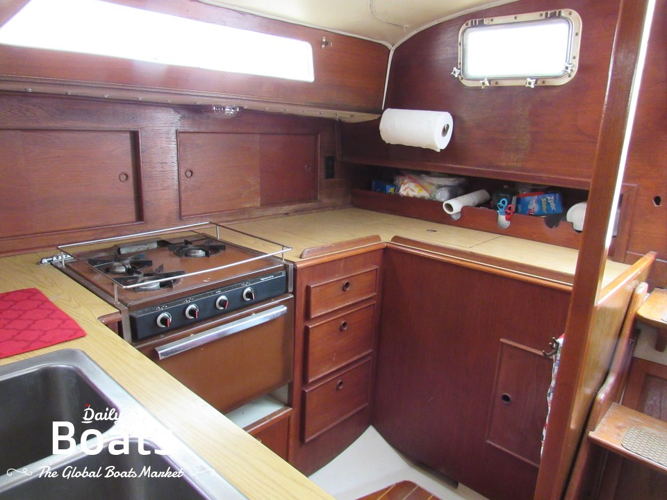 1980 Irwin Citation 39 for sale. View price, photos and Buy 1980 Irwin ...