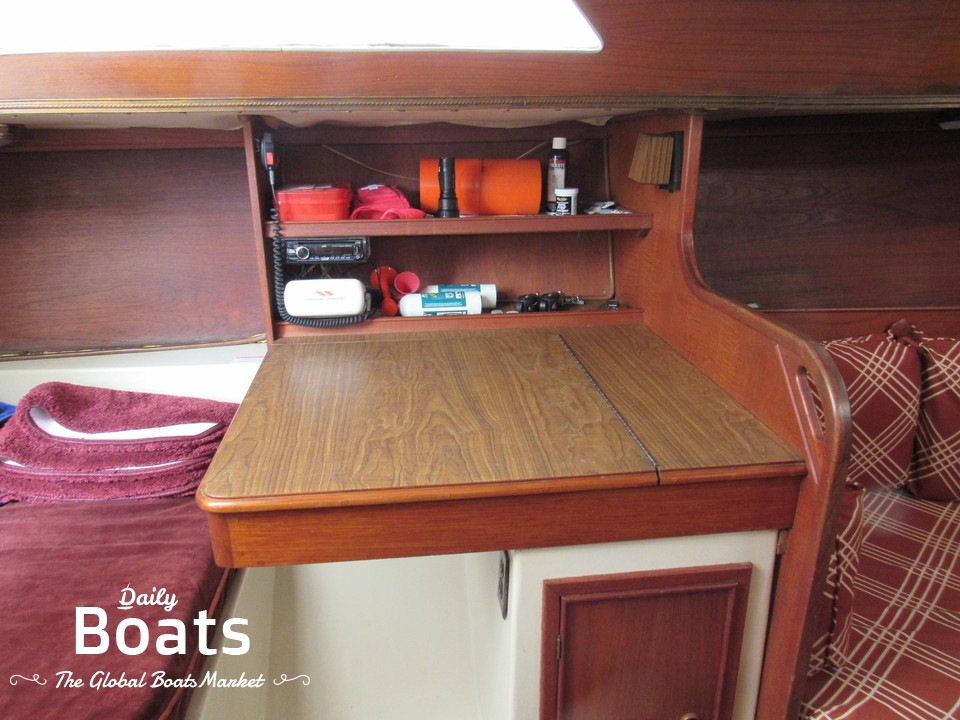 1980 Irwin Citation 39 for sale. View price, photos and Buy 1980 Irwin ...