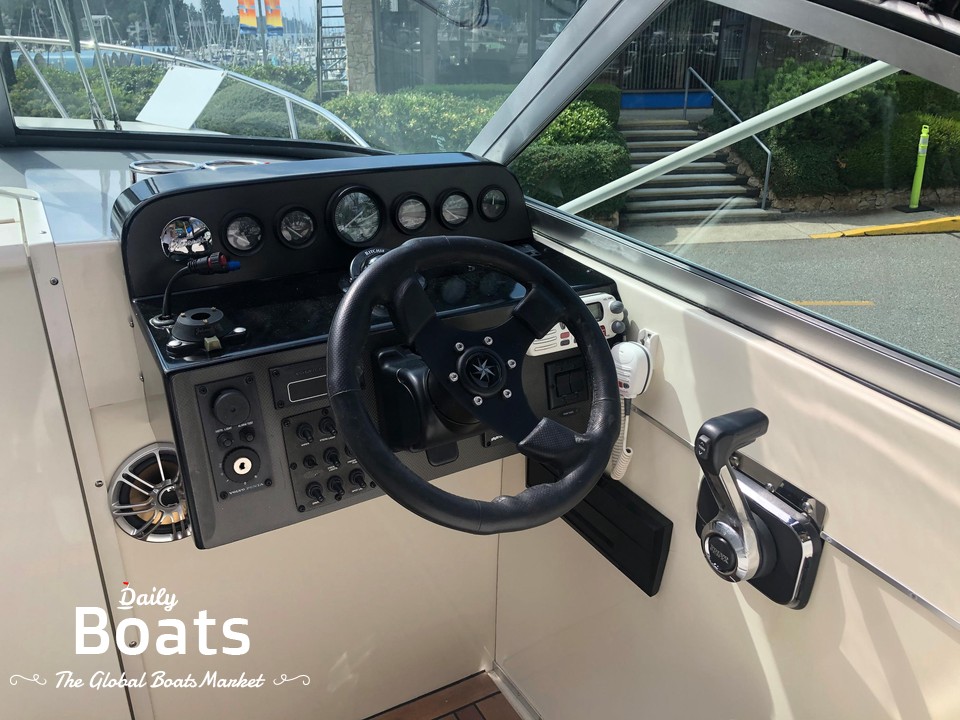 2001 Hourston Glascraft Island Runner for sale. View price, photos and ...