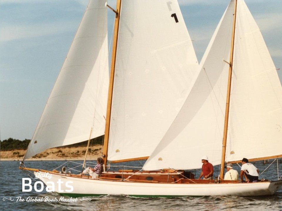 1954 Herreshoff Araminta for sale. View price, photos and Buy 1954 ...
