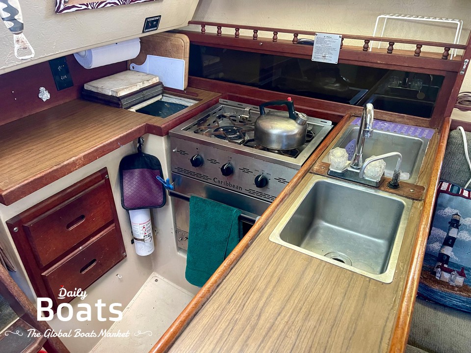 1981 Catalina 30 for sale. View price, photos and Buy 1981 Catalina 30 ...