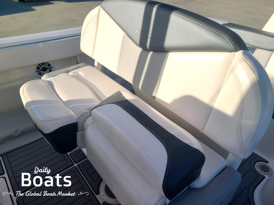 2021 Robalo R242 Ex for sale. View price, photos and Buy 2021 Robalo ...