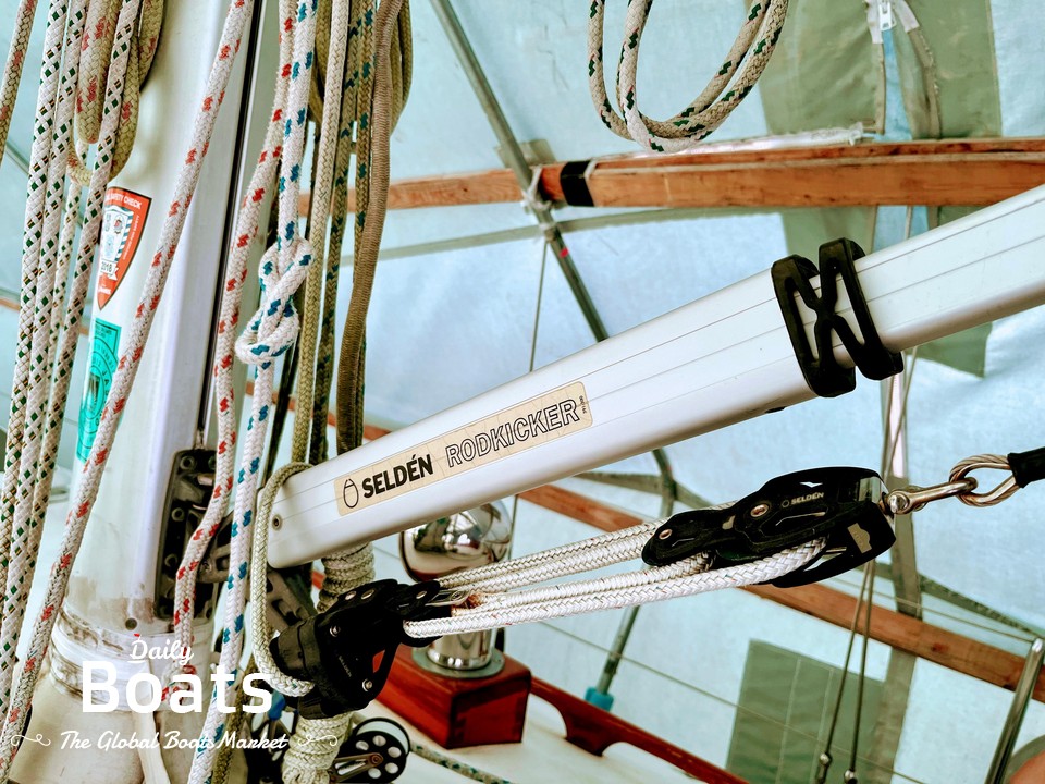 2001 Morris Linda 28 for sale. View price, photos and Buy 2001 Morris ...