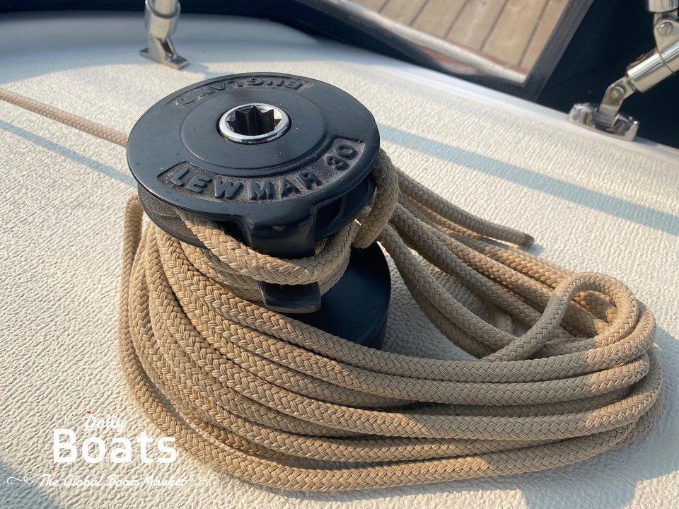 1984 Endeavour 35 for sale. View price, photos and Buy 1984 Endeavour ...