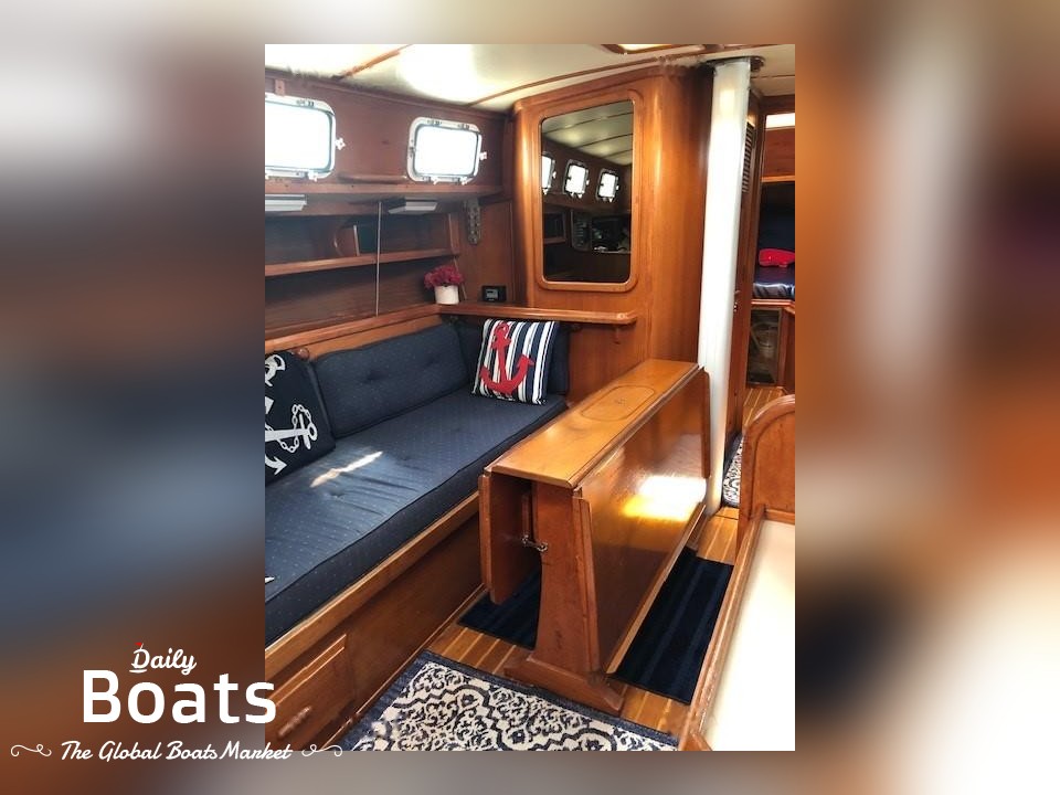 1984 Endeavour 35 for sale. View price, photos and Buy 1984 Endeavour ...