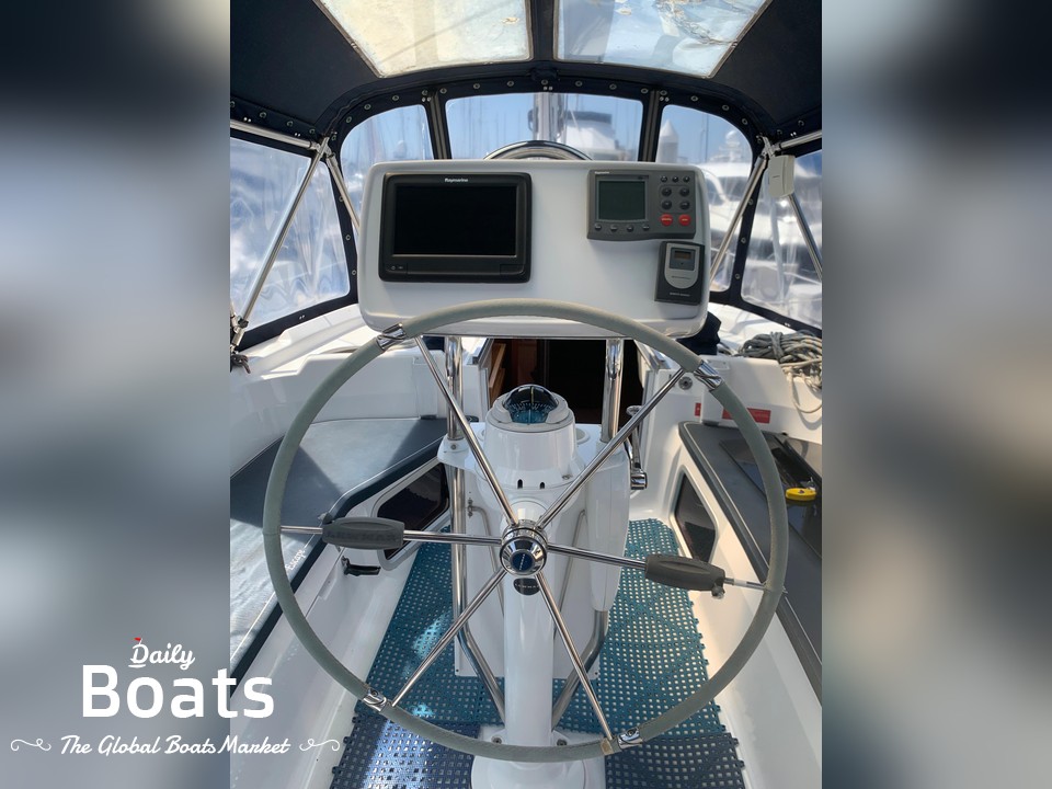2005 Hunter 45 Center Cockpit for sale. View price, photos and Buy 2005 ...