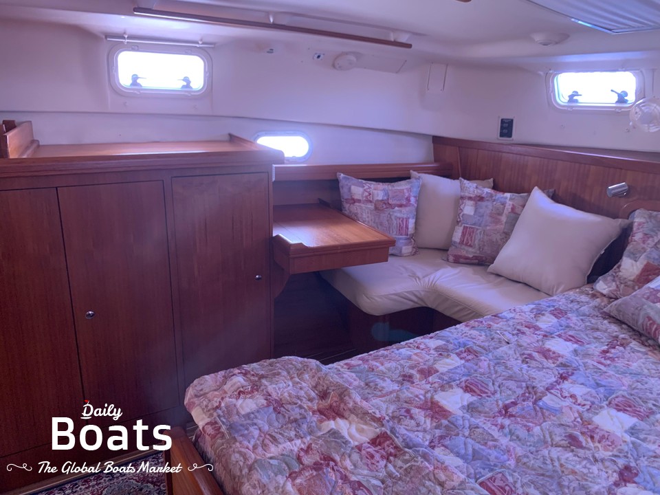 2005 Hunter 45 Center Cockpit for sale. View price, photos and Buy 2005 ...