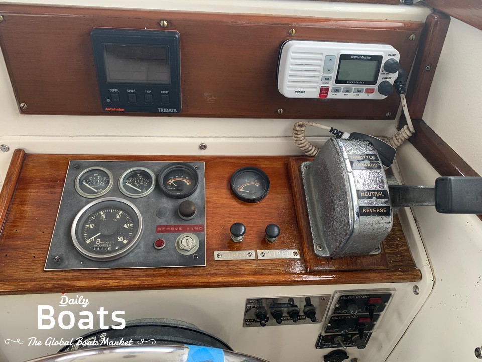1984 Albin 27 Family Cruiser for sale. View price, photos and Buy 1984 ...
