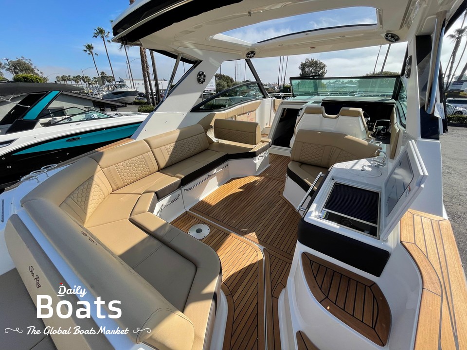 2022 Sea Ray 320 Sundancer for sale. View price, photos and Buy 2022 ...