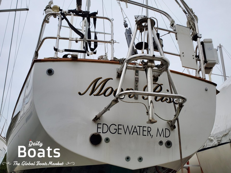 1990 Cape Dory Robinhood 40' Aft Cockpit for sale. View price, photos ...