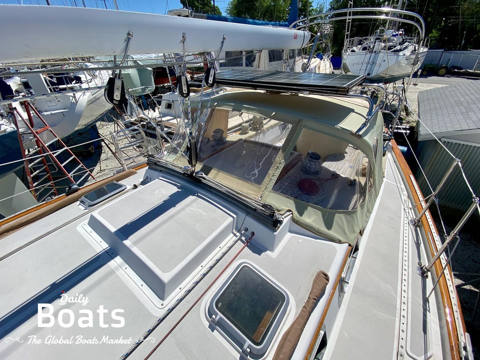 1990 Cape Dory Robinhood 40' Aft Cockpit for sale. View price, photos ...