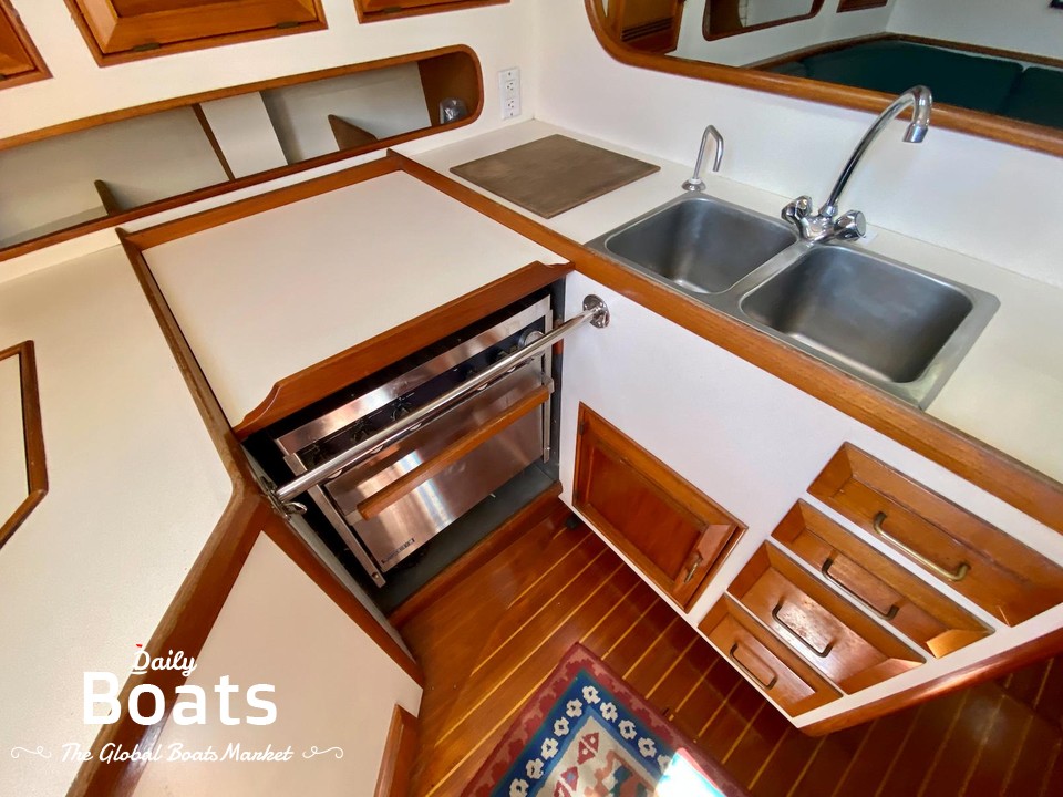 1990 Cape Dory Robinhood 40' Aft Cockpit for sale. View price, photos ...