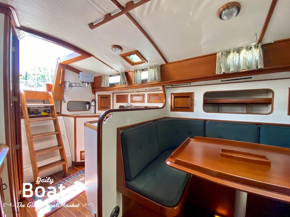 1990 Cape Dory Robinhood 40' Aft Cockpit for sale. View price, photos ...