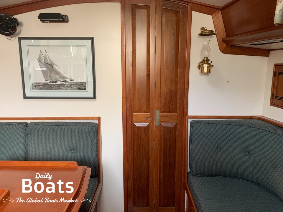 1990 Cape Dory Robinhood 40' Aft Cockpit for sale. View price, photos ...