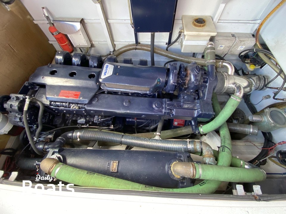 1991 High Performance Mac 40 Offshore Catamaran for sale. View price ...