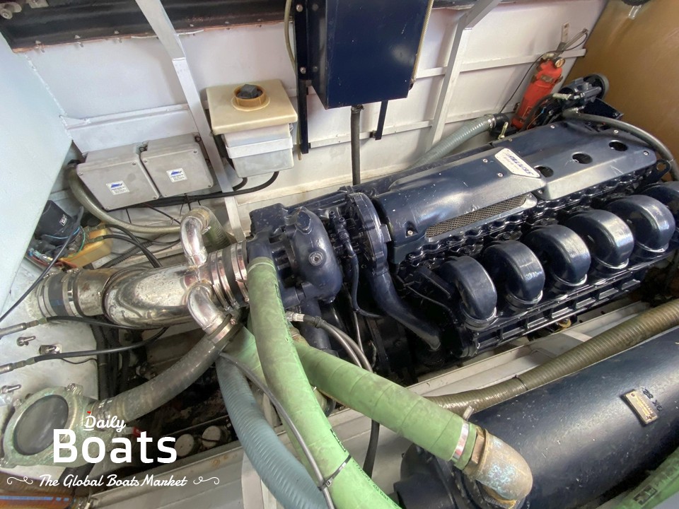 1991 High Performance Mac 40 Offshore Catamaran for sale. View price ...