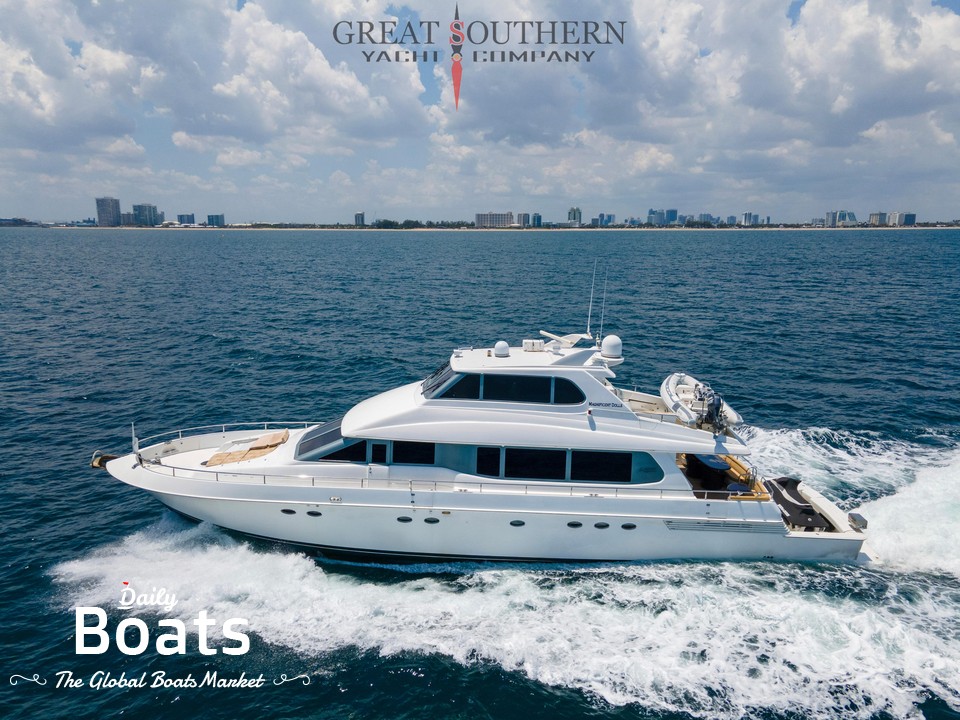 1998 Lazzara Yachts 80 Skylounge Cmy for sale. View price, photos and ...