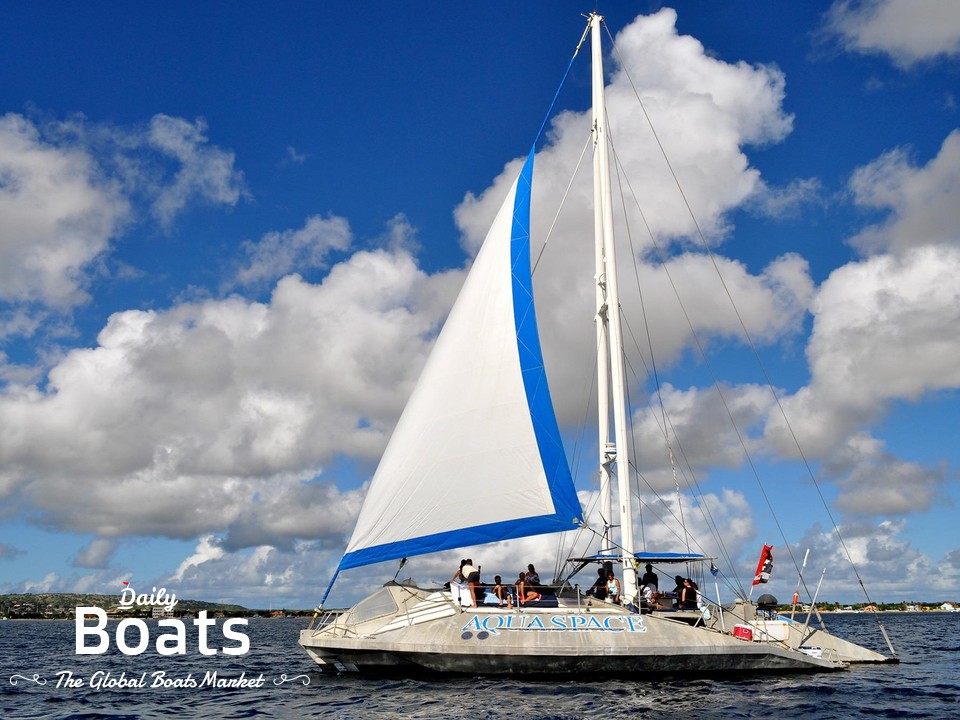 1982 Custom Glass Bottom Trimaran for sale. View price, photos and Buy ...
