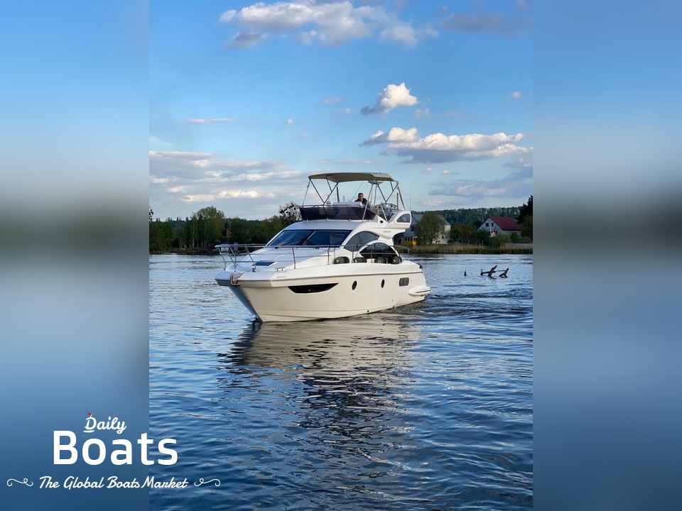 2010 Azimut 38 Flybridge for sale. View price, photos and Buy 2010 ...