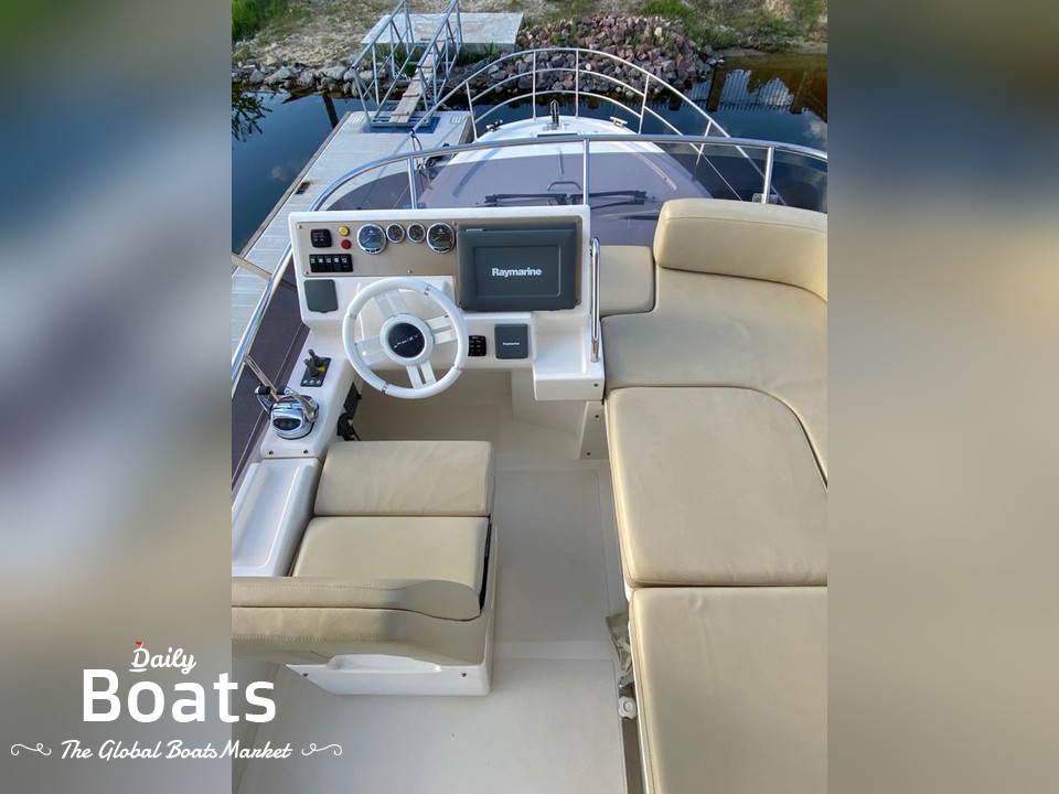 2010 Azimut 38 Flybridge for sale. View price, photos and Buy 2010 ...