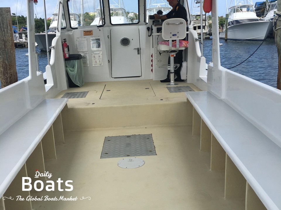 1993 Willard Marine 40 for sale. View price, photos and Buy 1993 ...