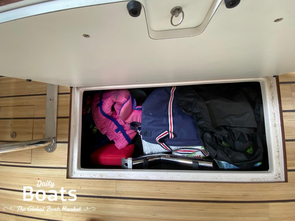 2015 Regal 32 Express for sale. View price, photos and Buy 2015 Regal ...