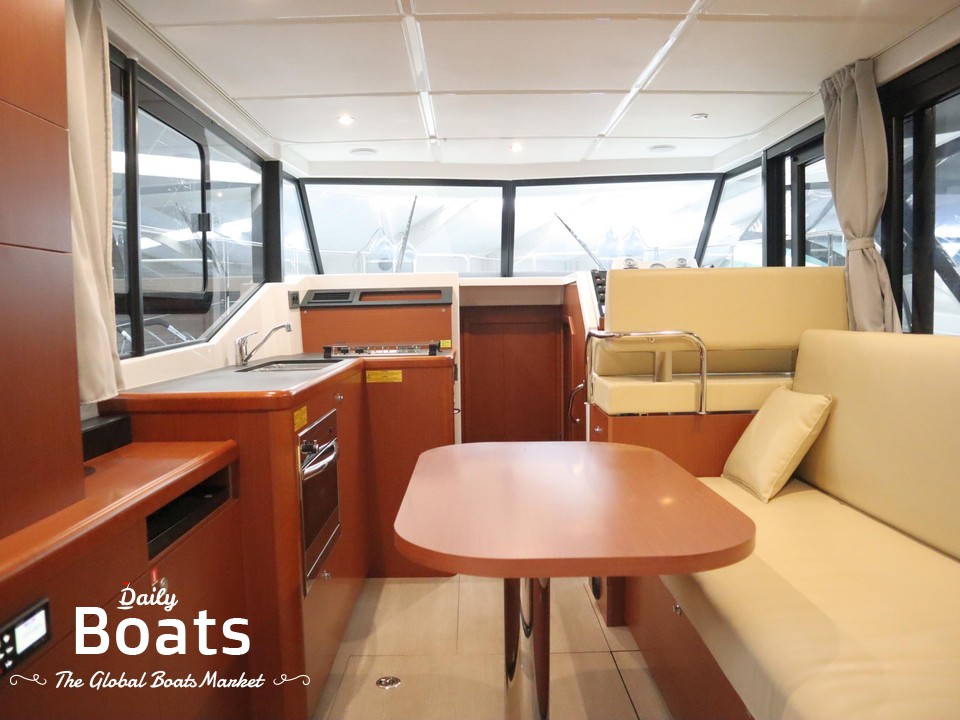 2018 Beneteau Swift Trawler 30 for sale. View price, photos and Buy ...