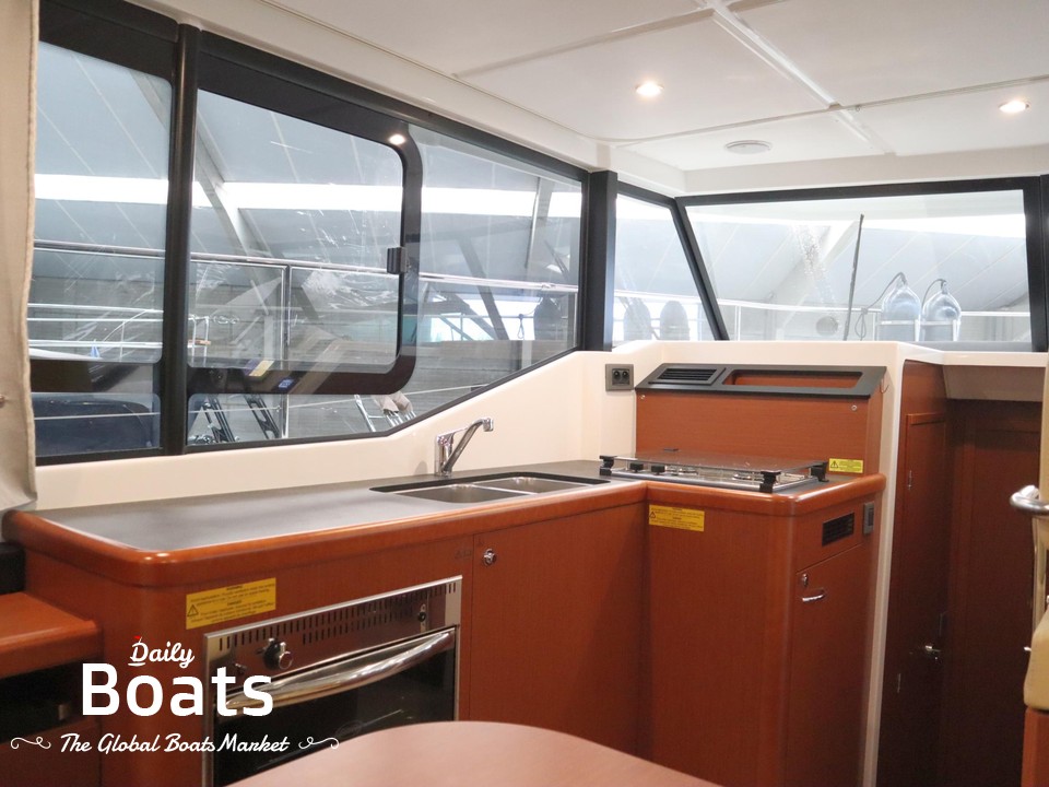 2018 Beneteau Swift Trawler 30 for sale. View price, photos and Buy ...
