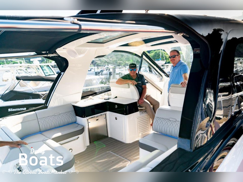 2022 Sea Ray Sundancer 370 Ob for sale. View price, photos and Buy 2022 ...