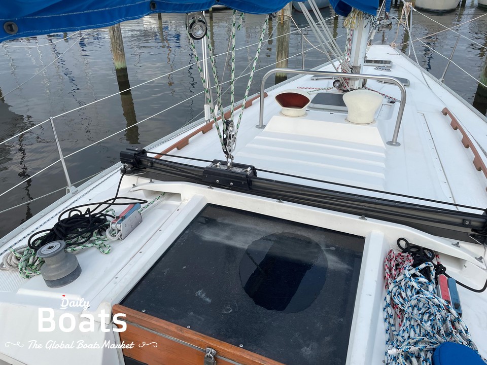 1986 Hunter 34 for sale. View price, photos and Buy 1986 Hunter 34 #309797