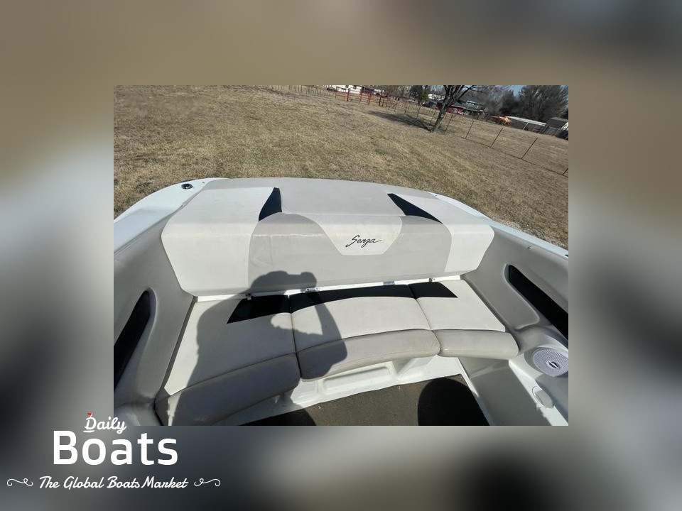 2005 Larson Senza 206 for sale. View price, photos and Buy 2005 Larson ...