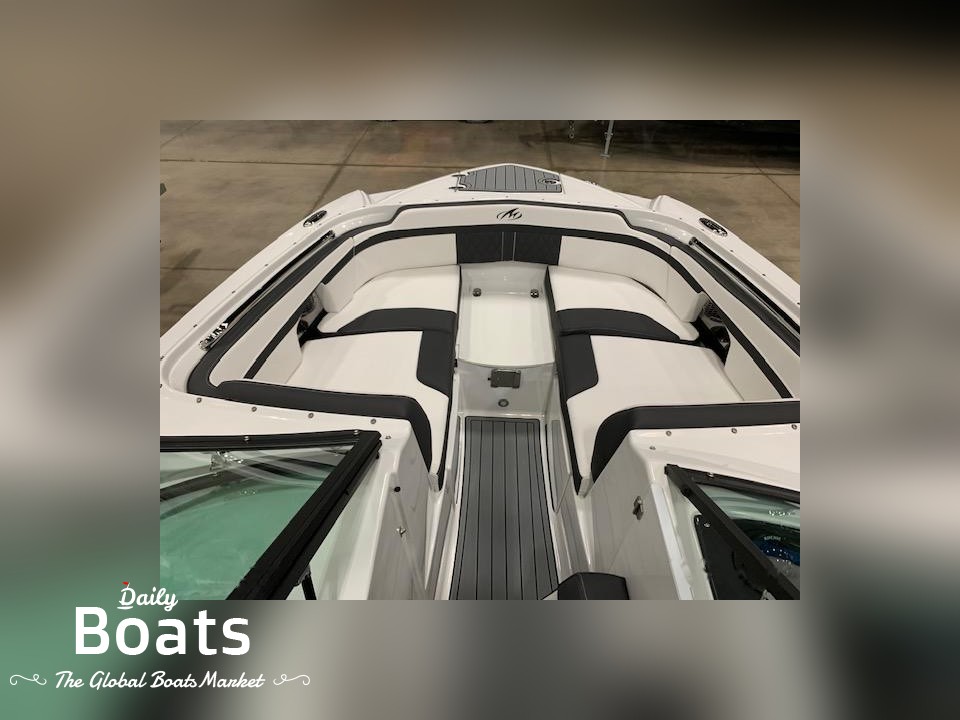 2022 Monterey M4 for sale. View price, photos and Buy 2022 Monterey M4 ...