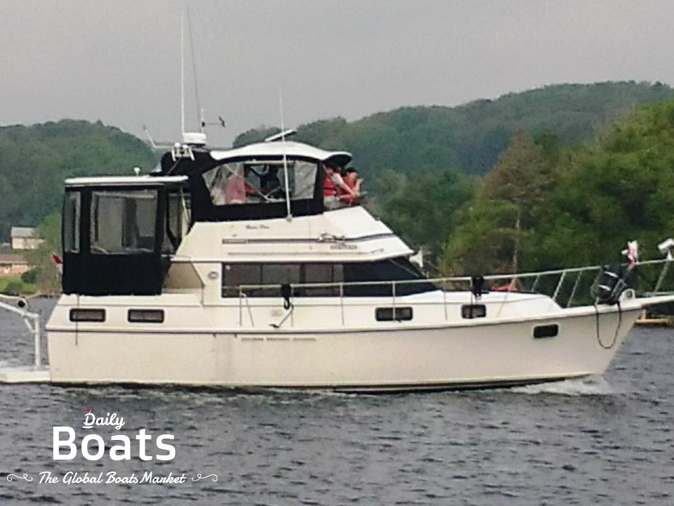 1990 Carver 3607 Aft Cabin Motoryacht for sale. View price, photos and ...