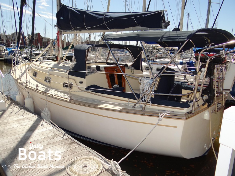 1989 Island Packet 31 for sale. View price, photos and Buy 1989 Island ...