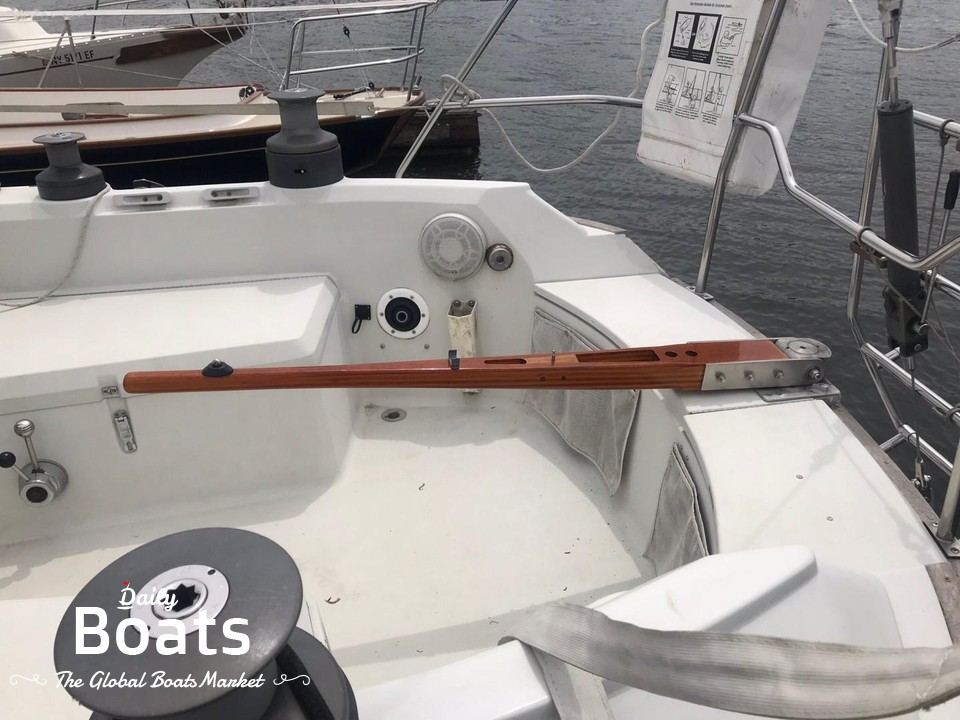 1984 C&C 33 for sale. View price, photos and Buy 1984 C&C 33 #310190