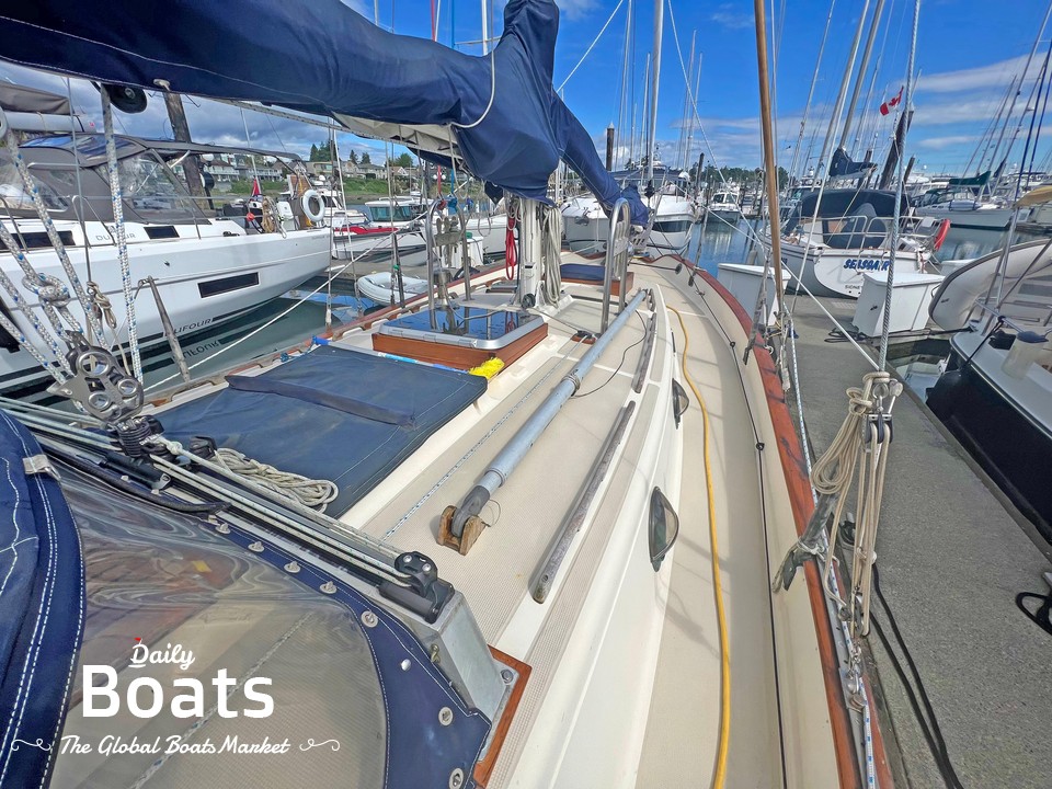 1977 Westsail 32 for sale. View price, photos and Buy 1977 Westsail 32 ...