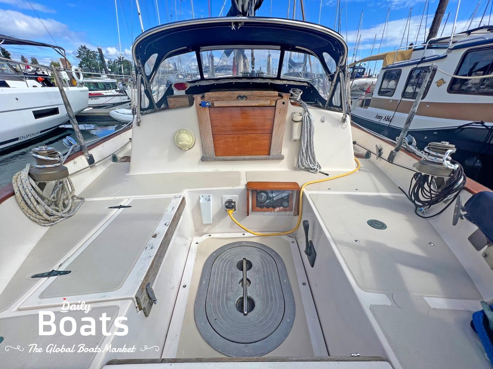 1977 Westsail 32 for sale. View price, photos and Buy 1977 Westsail 32 ...