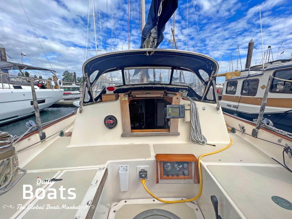 1977 Westsail 32 for sale. View price, photos and Buy 1977 Westsail 32 ...