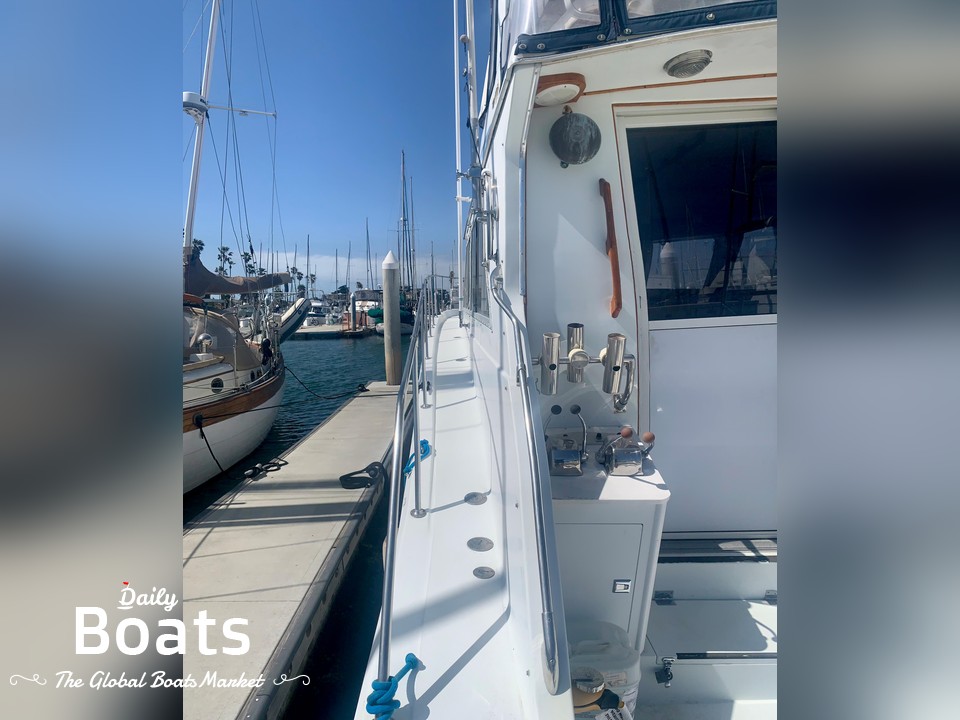 1983 Uniflite 48 Convertible Sport Fisher for sale. View price, photos ...