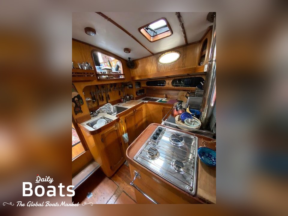 1986 Oceanic Pilothouse Cutter for sale. View price, photos and Buy ...