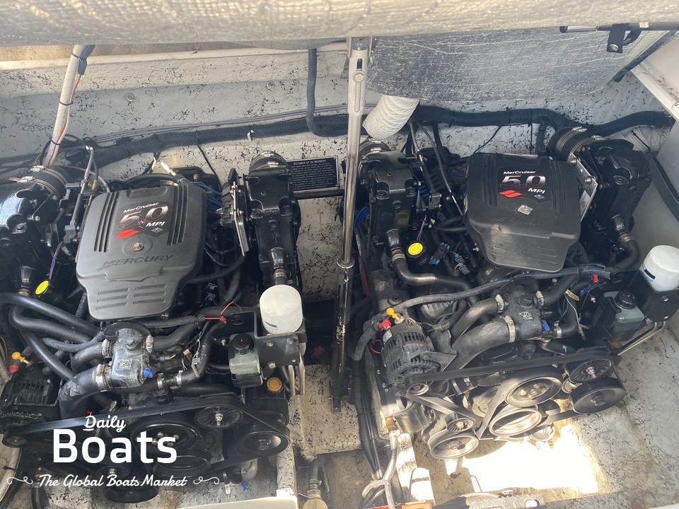 2006 Rinker 320 Express for sale. View price, photos and Buy 2006 ...