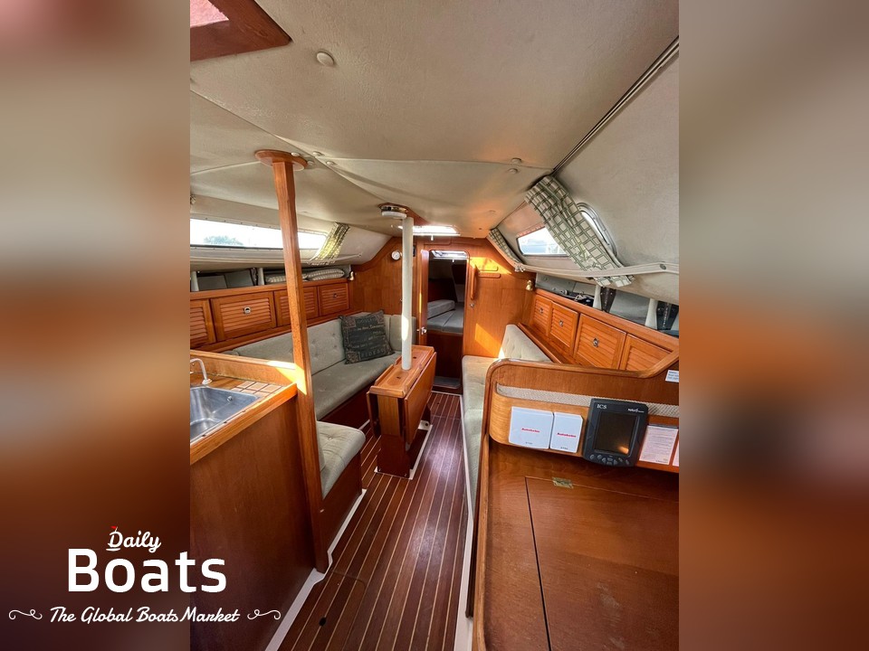 1990 Westerly Storm 33 for sale. View price, photos and Buy 1990 ...