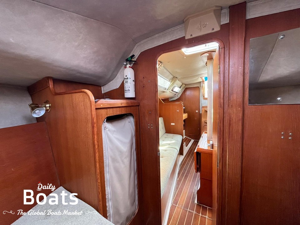 1990 Westerly Storm 33 for sale. View price, photos and Buy 1990 ...