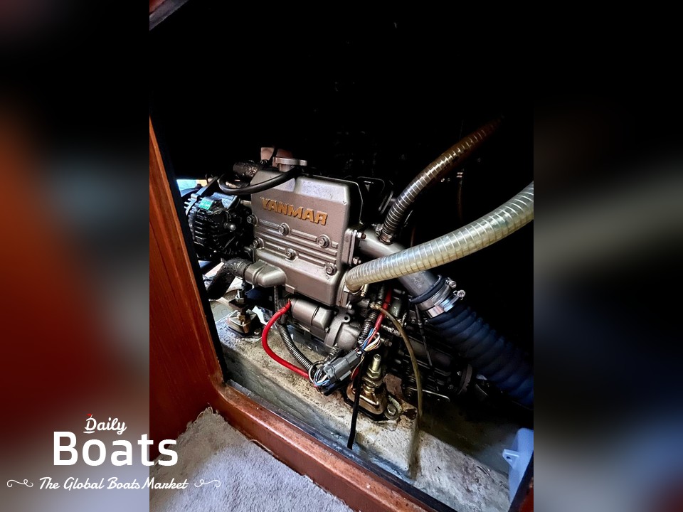 1990 Westerly Storm 33 for sale. View price, photos and Buy 1990 ...